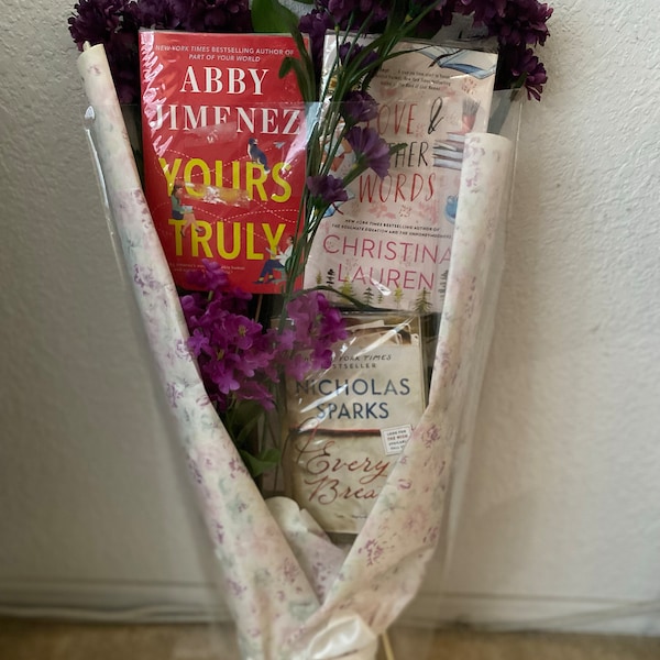 Book Bouquet: Genre Choice With Floral Wrapping - Etsy