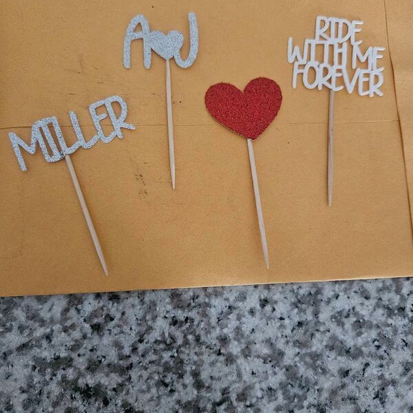 Glitter U of M Football Cupcake Toppers, Cupcake Toppers, University of ...