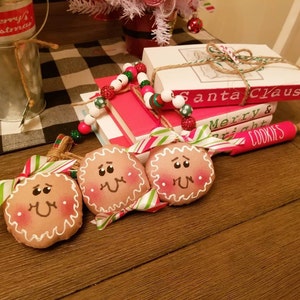 Gingerbread Cookies Bowl Fillers, Gingerbread Pillow Tucks, Gingerbread ...