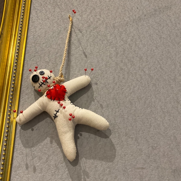 Voodoo Doll - Wiccan, Pagan, Hoodoo, Juju, Protection, Hex, Poppet ...