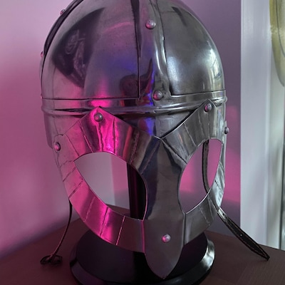 Halloween European Closed Helmet With Stand Medieval Knight Visor Helmet Larp Fancy Armour ...