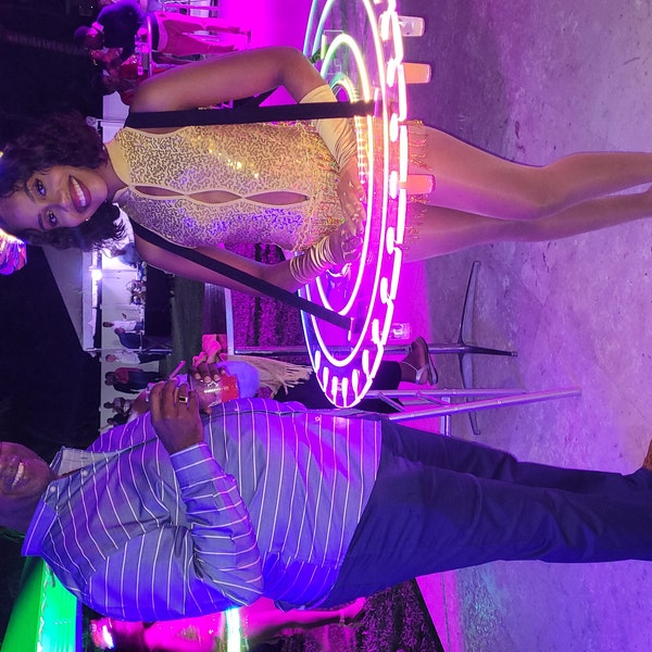 LED Table, a Girl a Buffet Table. LED Bar. Cocktail Table. Made by ...