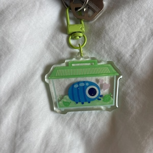 Bug Keeper 3.5 Inch Shaker Acrylic Charm Critter Keeper Keychain Nature ...
