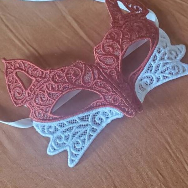 Custom Freestanding Lace Fox Mask Crystal Rhinestones Freestanding Lace ...