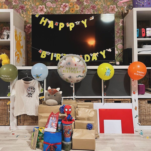 Bug Party Birthday Balloons With Bug Balloon Tails Kids Bug Party ...