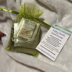 32-scent SUPER Sampler Hand Cream Sample Set HAPPY HANDS Scented Shea ...