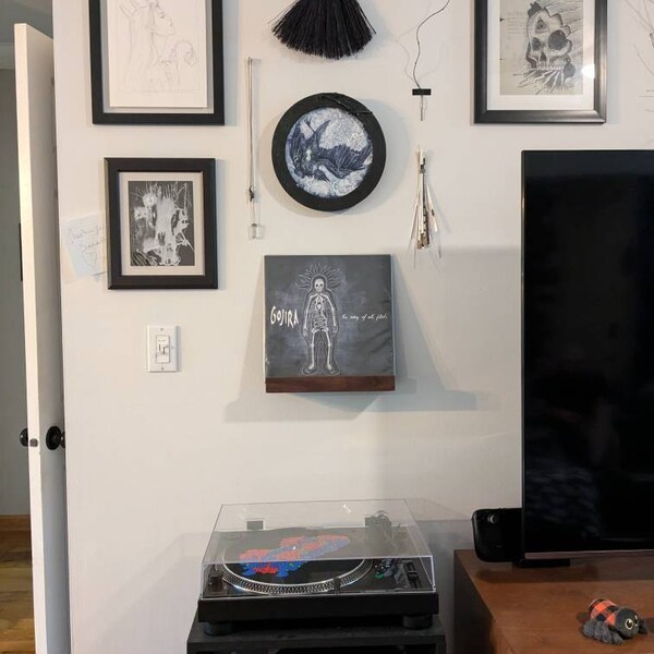 Modern Desk Photo Display, Desk Photo Ledge, Picture Display, Desk ...