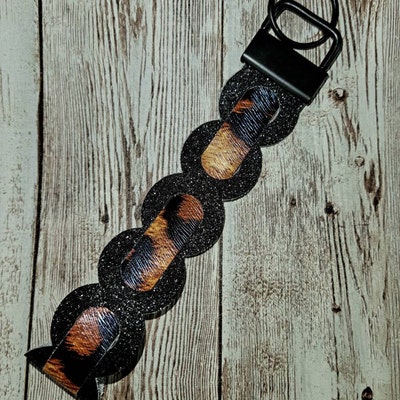 Loopy Key Fob SVG Keychain Wrist Fob Tempate Woven Faux Leather Fob ...