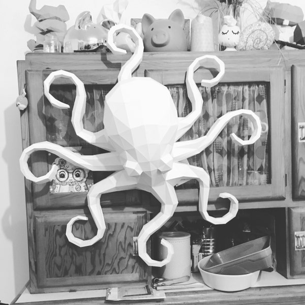 Octopus Sculpture - Unique Papercraft Wall Art, Low Poly Trophy, DIY ...