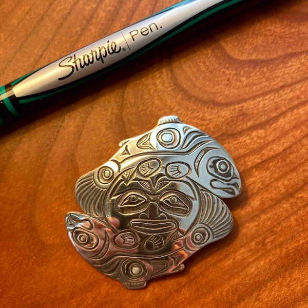 Unisex Otter Cuff Bracelet With Sea Urchin Hand-engraved Sterling - Etsy