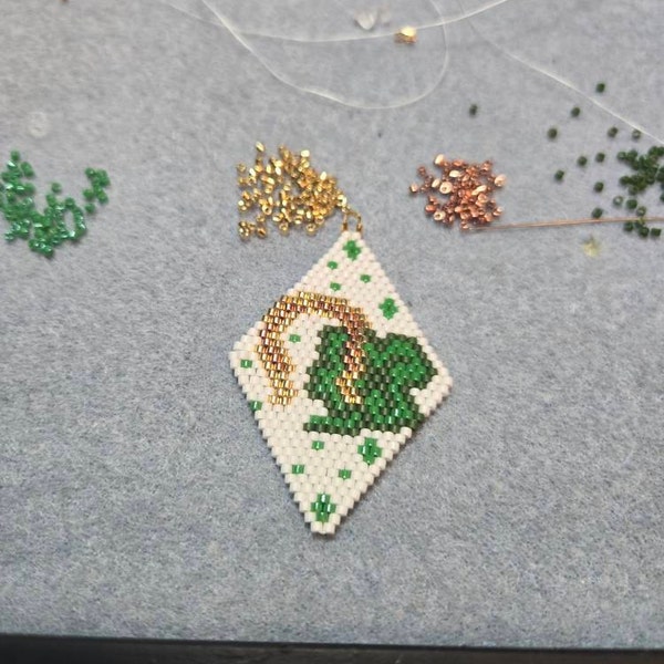 Triceratops Dinosaur 3D Peyote Star Pattern PDF Jurassic World ...