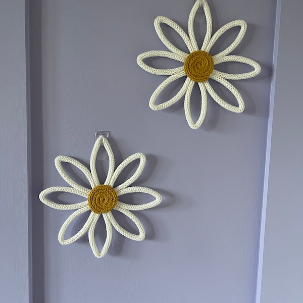 Knitted Wire Daisy // Wire Decor // Wire Nursery Decoration // Flatlay ...