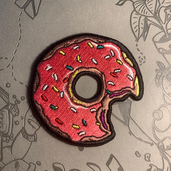 Sprinkled Doughnut Iron-on Patch, Donut Patch, Doughnut Badge, DIY ...