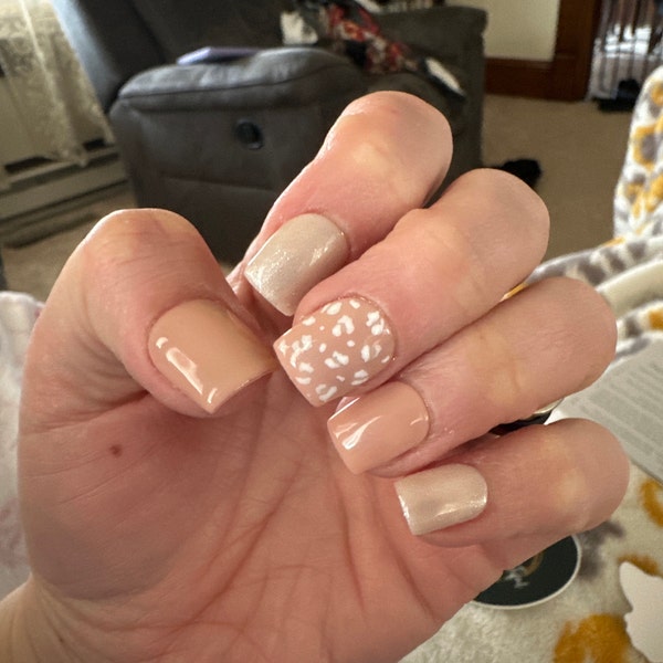 Cute Halloween Ghost Press on Nails * Flowers * Glossy * - Etsy