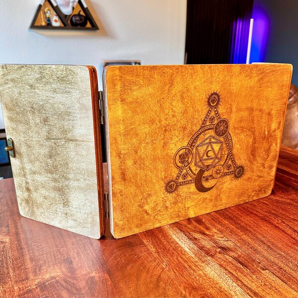 Personalized Engraved Wood Dungeon Master Screen, Custom D&D DM Screen ...