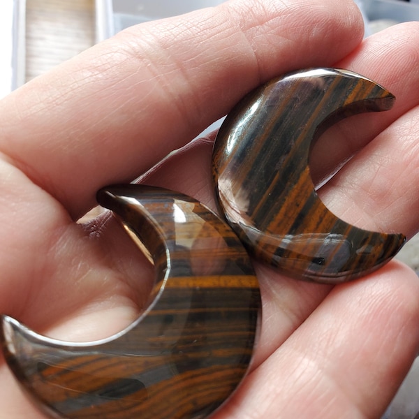 Crescent Moon Crystal | Natural Gemstone Crescent Moon Pendant ...