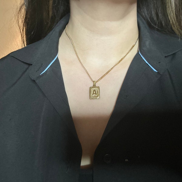 18K Gold Initial Letter Necklace, Medal Gold Initial Letter Pendant ...