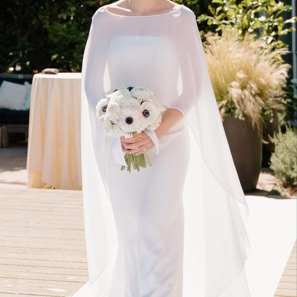 Purple Flowers Lace Short Wedding Veil, Crystal Pearl Tulle Veil Waltz ...