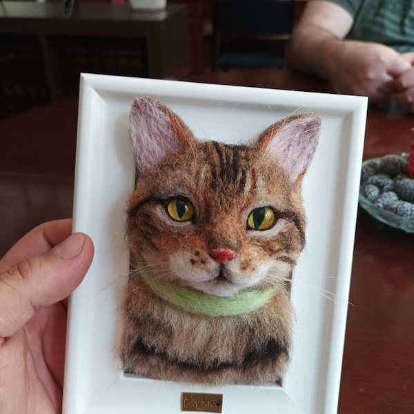 Custom Cat Portrait Sculpture in Frame; Needle Felted Cat; Realistic ...