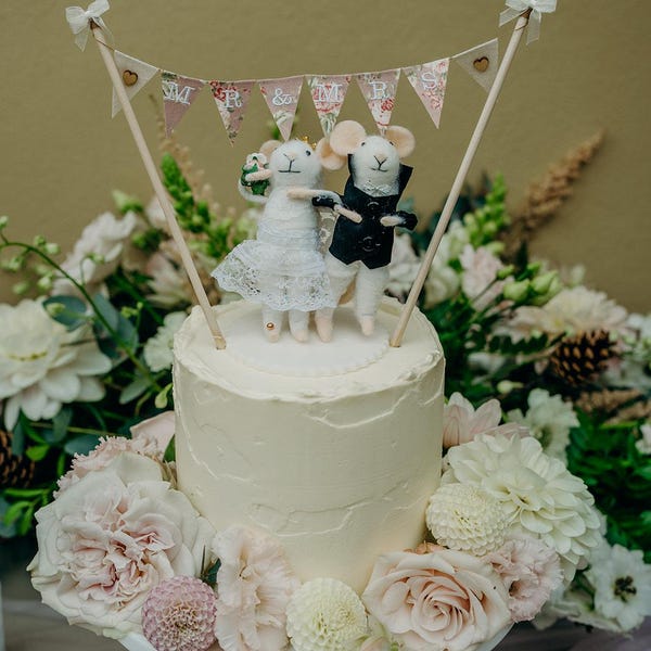 Embroidered Floral Fabric Cake Topper - Vintage Cottagecore Bunting ...