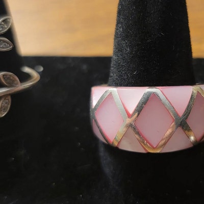 2004 Edinburgh 18ct Gold and Platinum Diamond Trilogy Band Ring Stacker ...