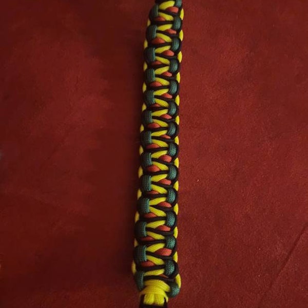 Skeleton Paracord Keyring Handmade Skull Para Buddy Keychain Keyfob Bag ...