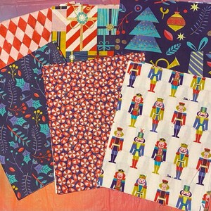 Stephanie Fat Quarter Bundle by Joanna Plucknett for Clothworks Full ...