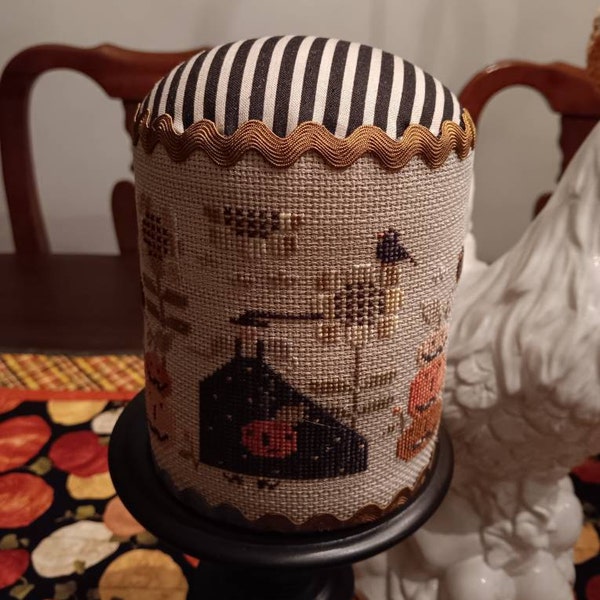 Brenda Gervais Cross-stitched SPRING Into SUMMER PILLOW on 14 Count ...