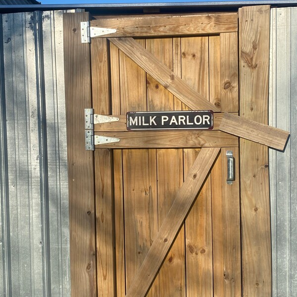 Milking Parlor Sign - Home Dairy Maid Gift - Dairy Farmer Sign - Dairy ...
