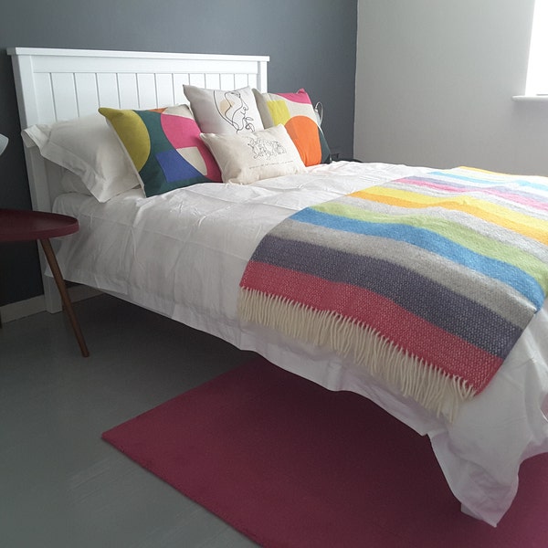 Raspberry Pink and Sage Green Illusion Weave Pure New Wool Blanket ...