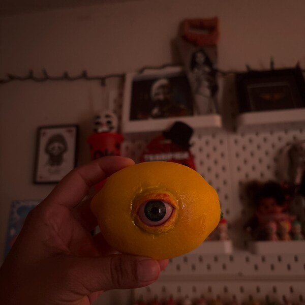 Realistic Life Sized Freaky Fruit All Seeing Lemon by Dead Head Props ...