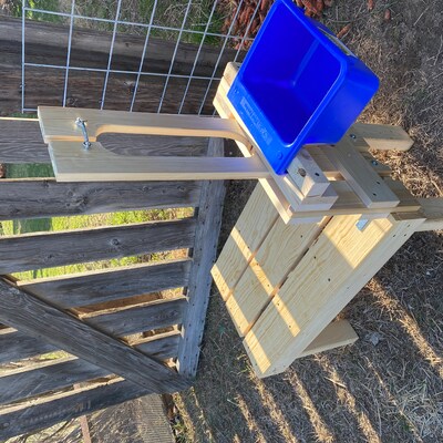 Goat Milk Stand for Pygmy and Dwarf Goats, Quality Eco Friendly Durable - Etsy