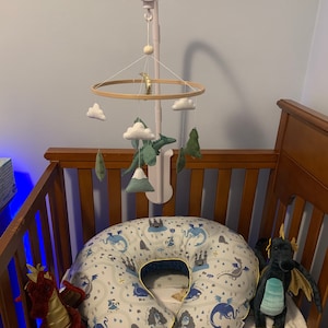 Red Dragon Mobile for Baby Nursery Fantasy Nursery Felt Dragon - Etsy