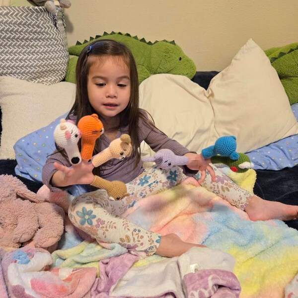 Green Frog Hand Puppet Crochet Speech Therapy Puppet Early Learning ...