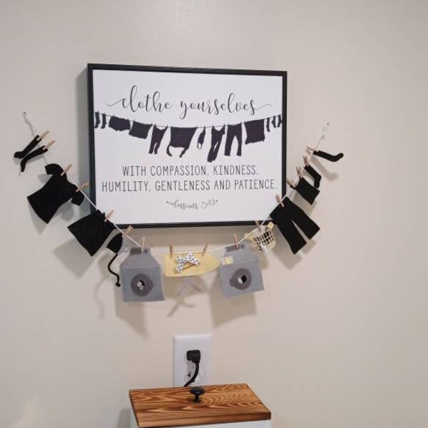 The Easter Story Nativity Clothesline Banner Miniature Felt Garland ...