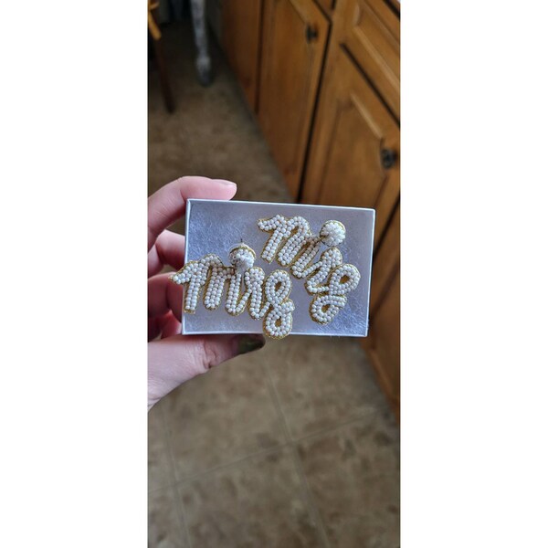 Mrs. Earrings, Mrs. Beaded Earrings, Bride Earrings, Bridal Earrings ...