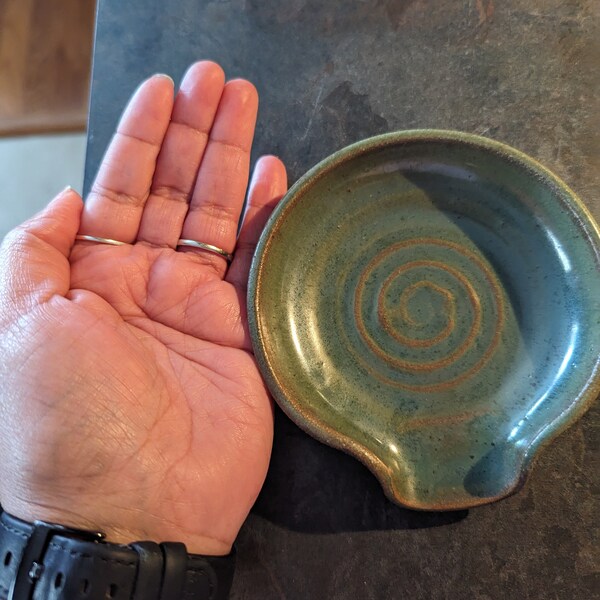 Handmade Green Spoon Rest, Ceramic Spoon Rest - Etsy