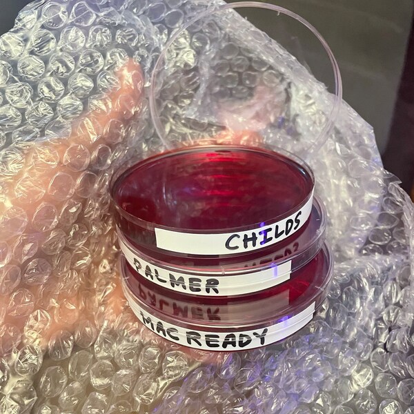 THE THING (1982) Petri Dish Blood Test Prop Replica - Etsy