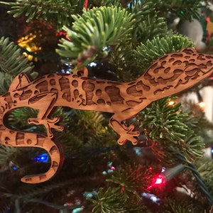 Gecko Ornament Detailed Western Banded Gecko Lizard Black Cherry Wood ...