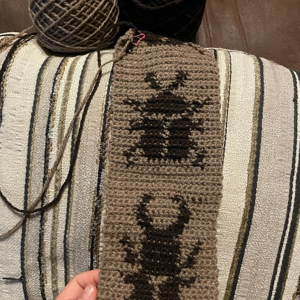 Beetle Scarf Crochet Pattern | Beginner Level Tapestry Project - Etsy