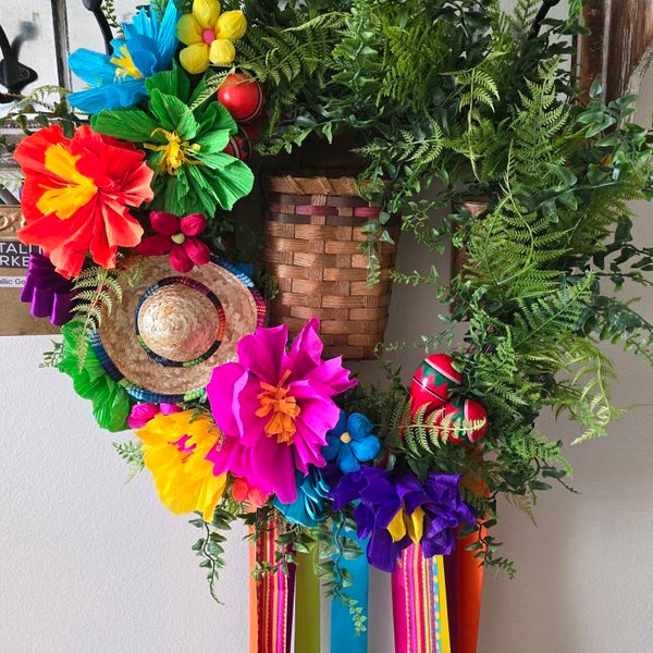 Fiesta Paper Flower Crowns, San Antonio 2022 Fiesta Paper Flower Crowns ...