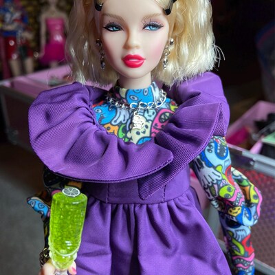 1:3 Fake Milkshakes for Dolls, Byers Caroler Props, Elf Props, Mini ...