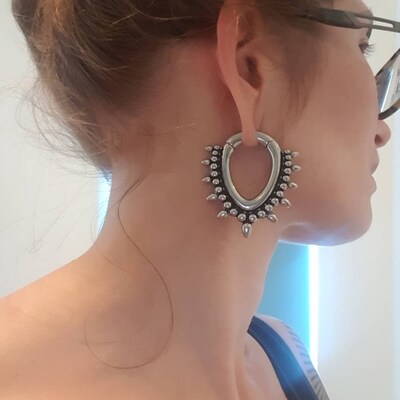 V-SHAPED HANGERS - Etsy