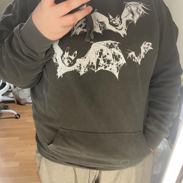Y2k Bats Vintage 90s Graphic Hoodie, Retro Gothic Bat Hoodie, Grunge ...