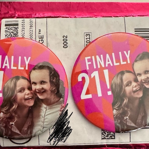 CUSTOM BIRTHDAY BUTTONS | 21st Birthday Button | Birthday Party Favors ...