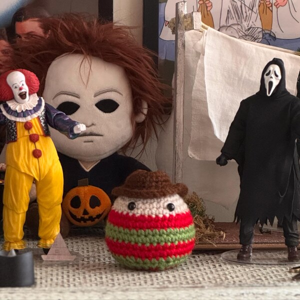 Crochet Bat Wing Wrap / Bookmark - Etsy