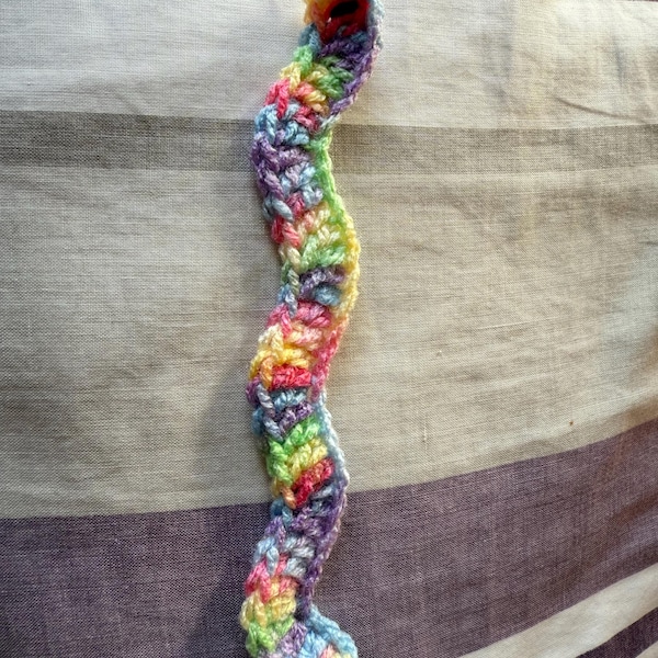 Mobius/ Infinity Loop Crochet Fidget Toy. Pick Your Own Colour and ...