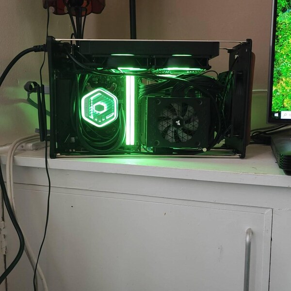 Custmoized Silver Mirrored RGB Gpu Backplate Pc Case Panel Argb Edge ...