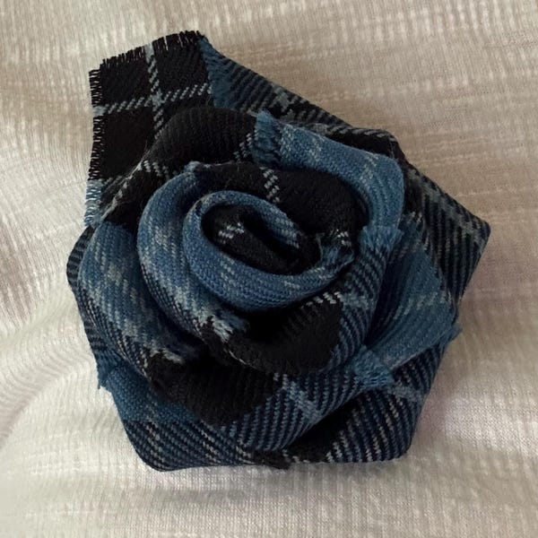 Love of Scotland Tartan Stem Rose - Etsy