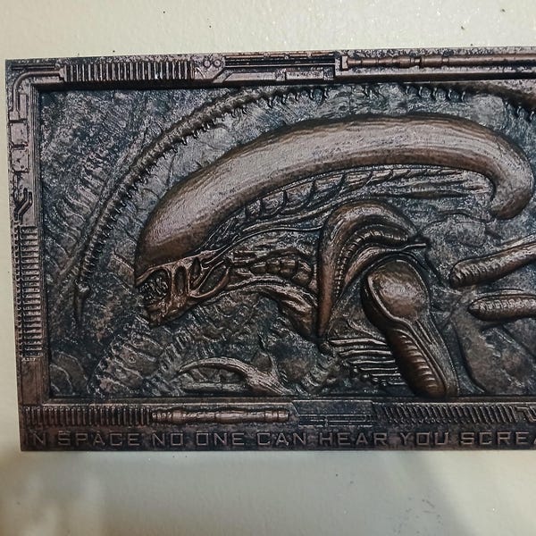 Alien Xenomorph Movie Gift. Weyland Yutani 3D Printed Sign. - Etsy